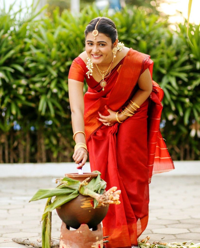 Shalini Pandey Age, Family, Biography » StarsUnfolded