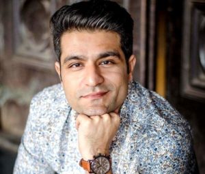 Sunny Hinduja Age, Family, Wife, Biography & More » StarsUnfolded