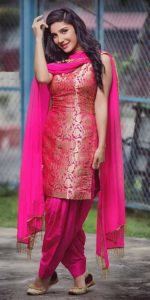 Swaalina Age, Husband, Family, Biography » StarsUnfolded