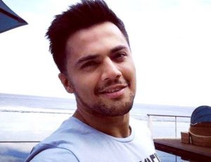 Bade Achhe Lagte Hain Actors, Cast & Crew » StarsUnfolded