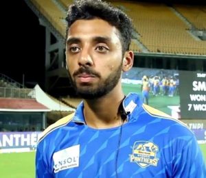 Varun Chakravarthy Age, Family, Girlfriend, Biography & More ...