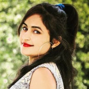 Sony Maan Age, Family, Boyfriend, Biography & More » StarsUnfolded