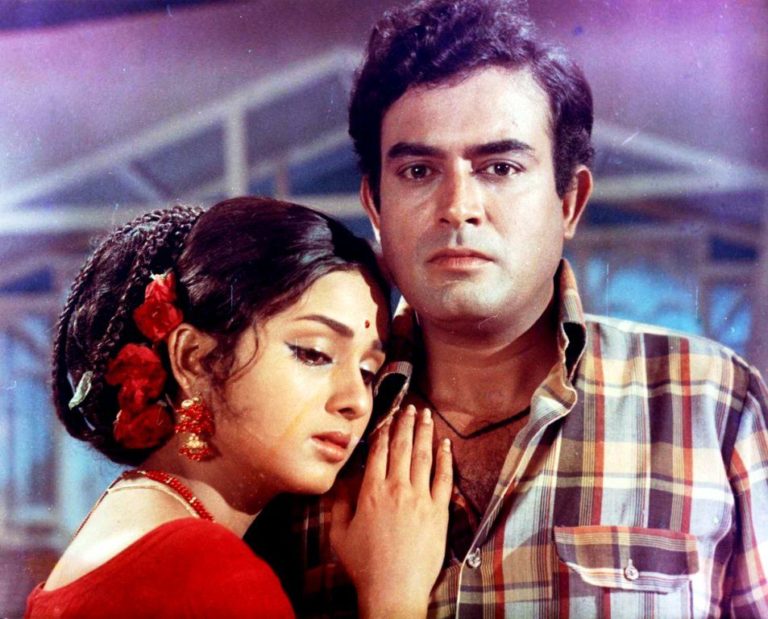 Leena Chandavarkar Age, Caste, Husband, Family, Biography & More ...