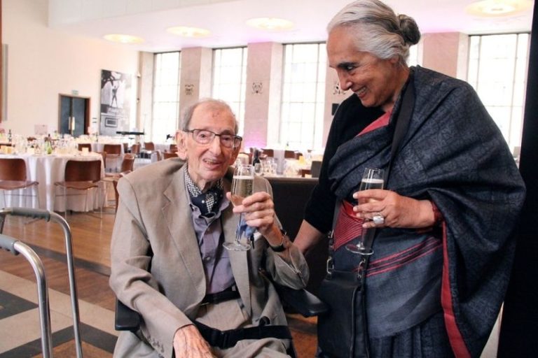 Romila Thapar Age, Husband, Children, Family, Biography & More ...