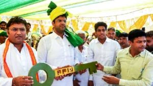 Dushyant Chautala Age, Caste, Wife, Family, Biography & More ...