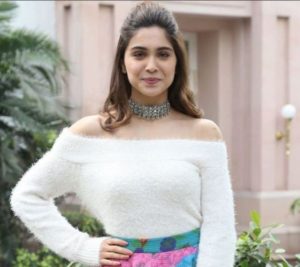 Sharvari Wagh Age, Boyfriend, Family, Biography & More » StarsUnfolded