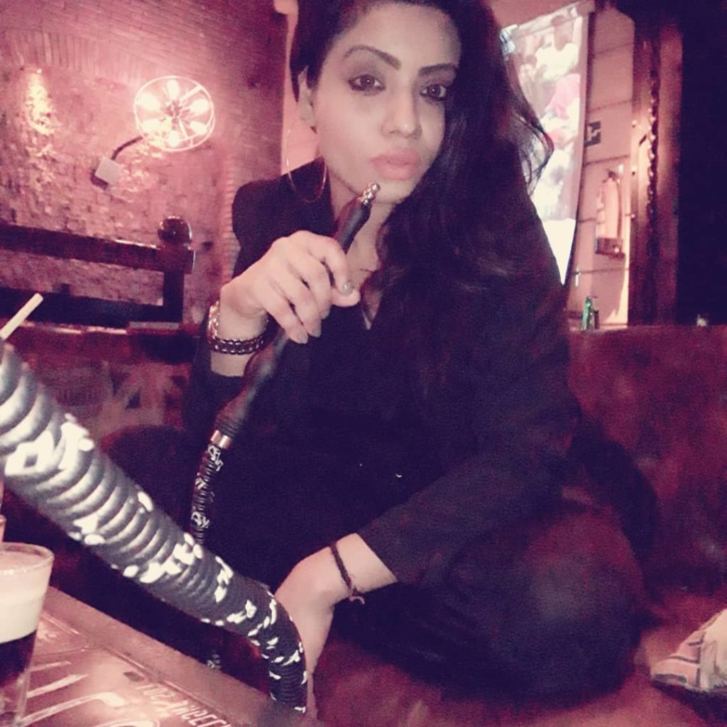 Aasma Syed Height, Age, Boyfriend, Husband, Family, Biography & More ...