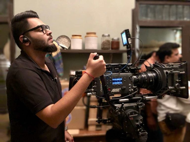 Neelam Devgan (Ajay Devgn’s Sister) Age, Husband, Family, Biography ...