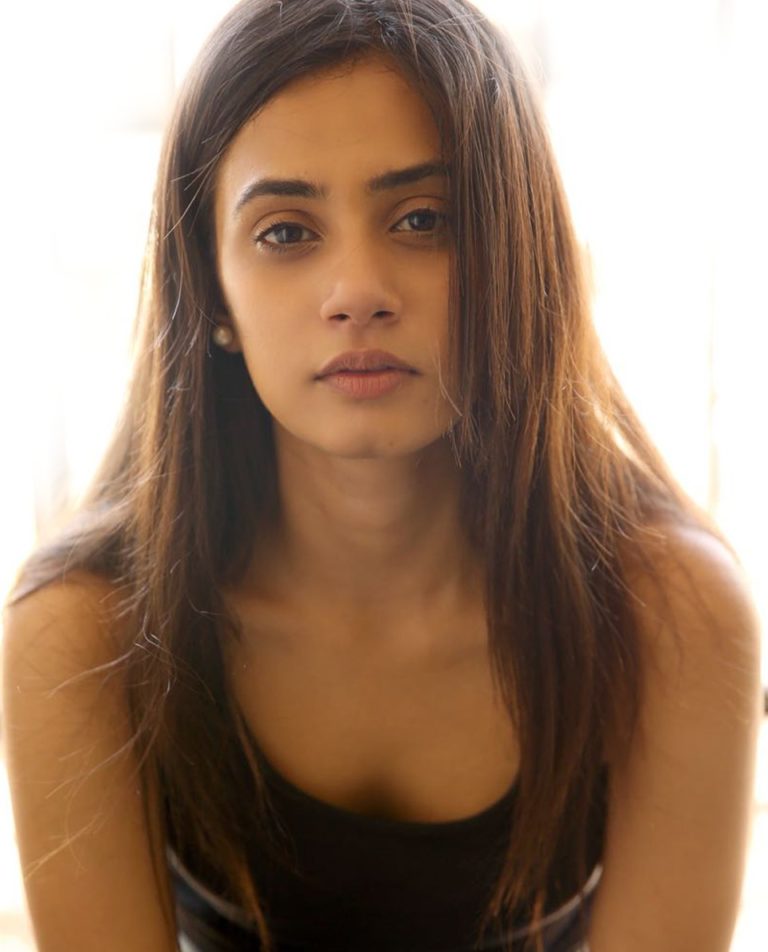 Girgit (ALT Balaji) Cast, Real Name, Actors » StarsUnfolded
