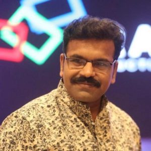 Hrishikesh Joshi Age, Wife, Children, Family, Biography & More ...