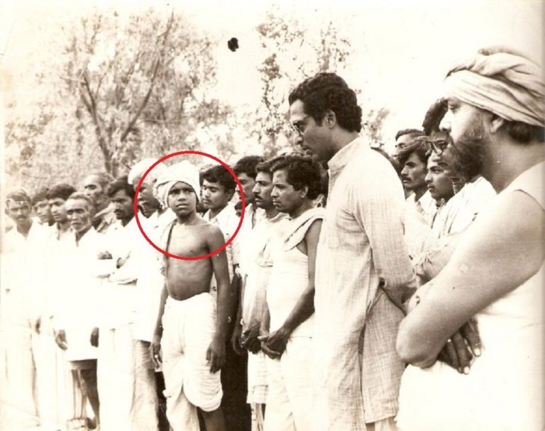 Hrishikesh Joshi Age, Wife, Children, Family, Biography & More ...