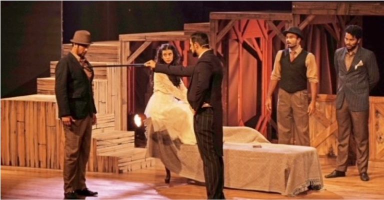 Saba Azad Height, Age, Boyfriend, Family, Biography & More » StarsUnfolded