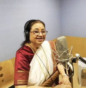 Usha Mangeshkar Age, Husband, Children, Family, Biography & More ...