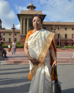 Usha Mangeshkar Age, Husband, Children, Family, Biography & More ...