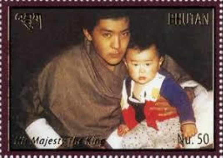 Jigme Khesar Namgyel Wangchuck Height, Age, Girlfriend, Wife, Children ...
