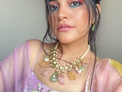 Aakriti Rana (Fashion Blogger) Height, Age, Boyfriend, Husband, Family ...