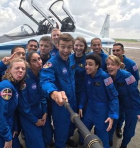 Kayla Barron Height, Age, Boyfriend, Husband, Children, Family ...