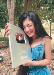 Amulya Rattan Height, Age, Boyfriend, Family, Biography & More ...