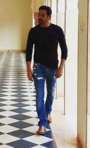 Anup Soni (Anuup Sonii) Height, Age, Wife, Children, Family, Biography ...