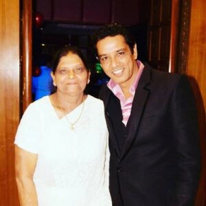 Anup Soni (Anuup Sonii) Height, Age, Wife, Children, Family, Biography ...