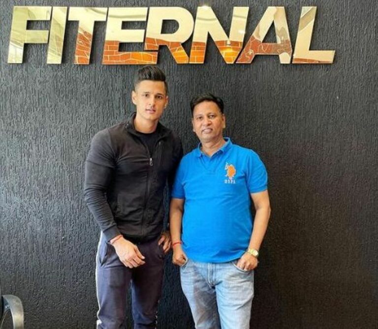 Jay Dudhane (Bigg Boss Marathi 3) Height, Age, Girlfriend, Wife, Family ...