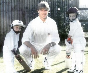 Tom Curran (Cricketer), Height, Age, Girlfriend, Wife, Children, Family ...