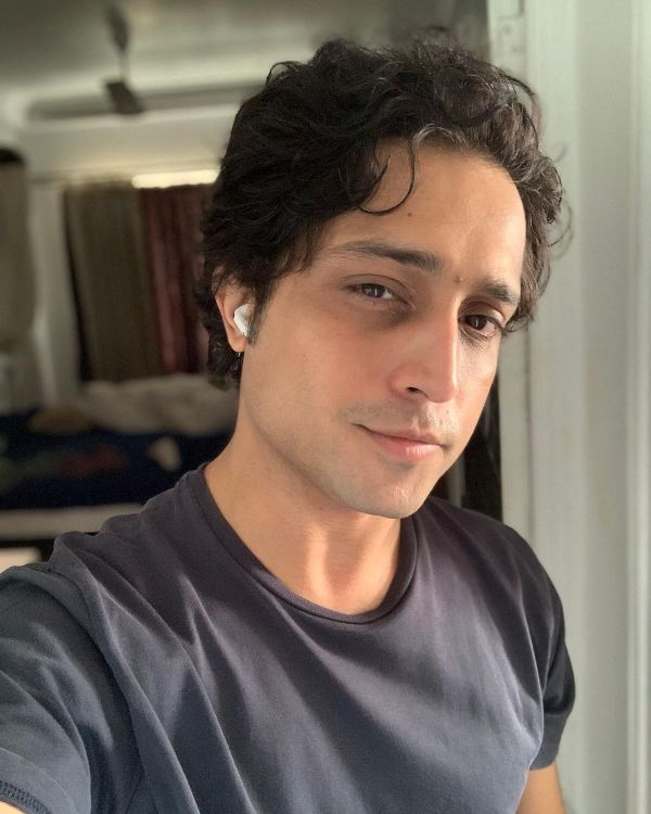 Nikhil D'Souza Height, Age, Girlfriend, Wife, Family, Biography & More ...