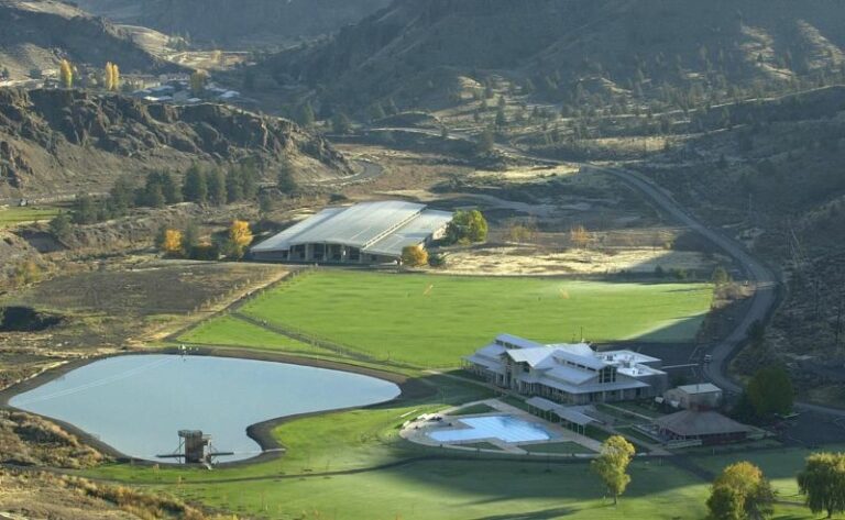 Ma Anand Sheela, Height, Age, Boyfriend, Husband, Children, Family ...