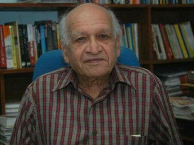 Arun Maini (Mrwhosetheboss) Age, Girlfriend, Family, Biography & More ...