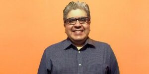 Rajeev Masand Age, Wife, Family, Biography & More » StarsUnfolded