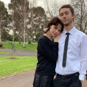 Ella Newton Height, Age, Boyfriend, Family, Biography » StarsUnfolded