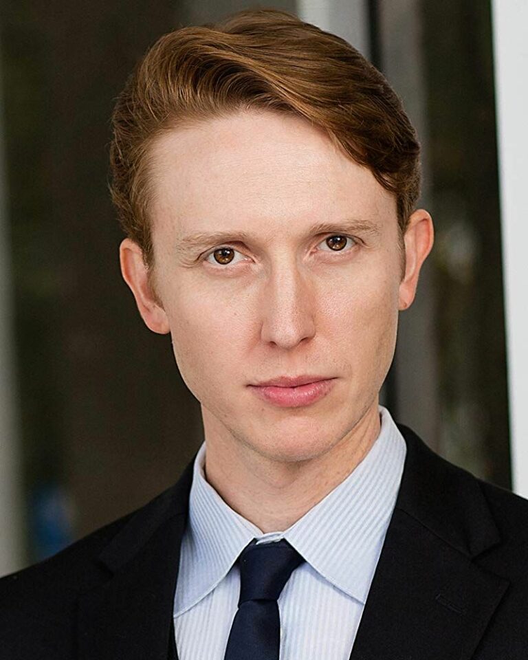 Loki Cast, Real Name, Actors » StarsUnfolded