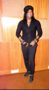 Vinod Rathod Age, Wife, Children, Family, Biography & More » StarsUnfolded