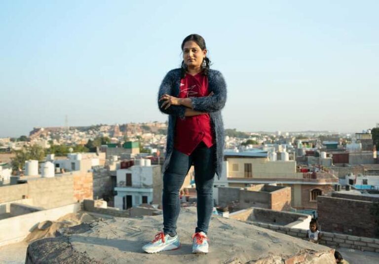 Kriti Bharti Age, Husband, Children, Family, Biography & More » StarsUnfolded