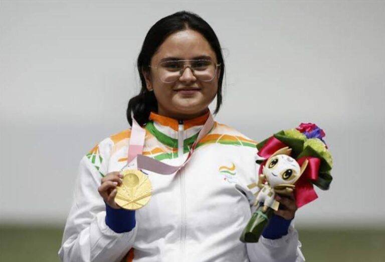 Avani Lekhara Height, Age, Boyfriend, Family, Biography » StarsUnfolded