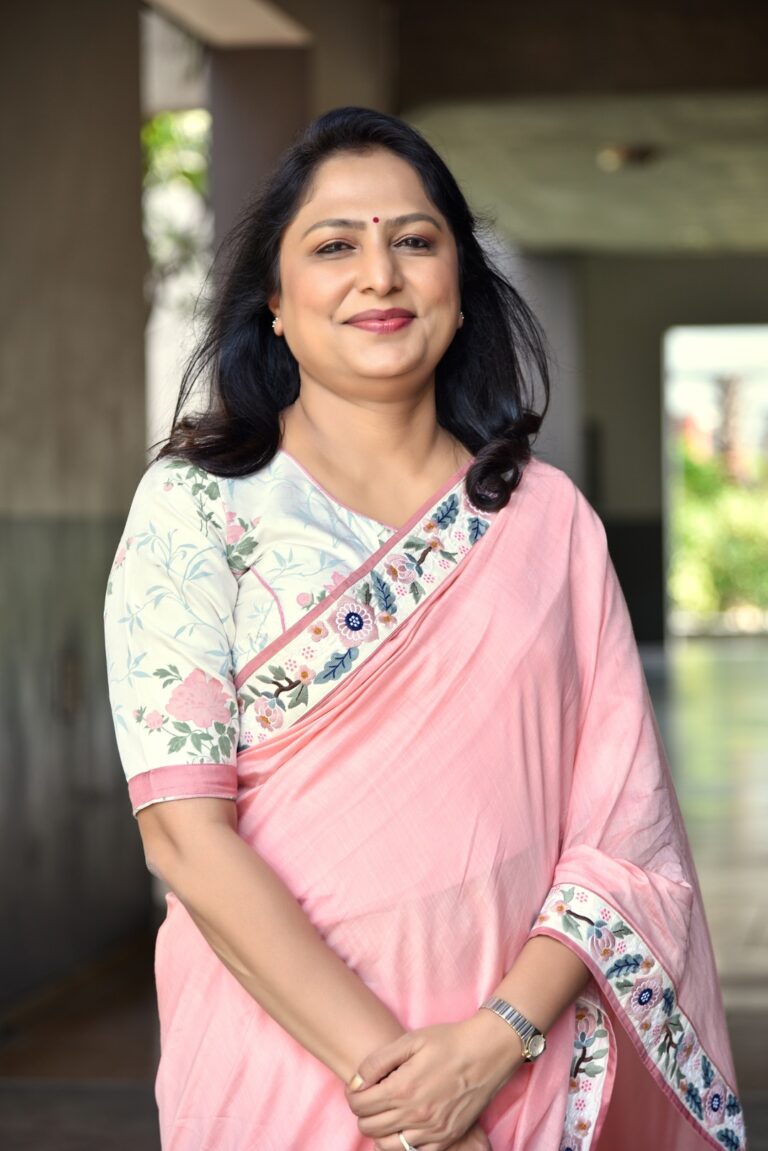 Priti Adani Age, Caste, Husband, Children, Family, Biography & More ...