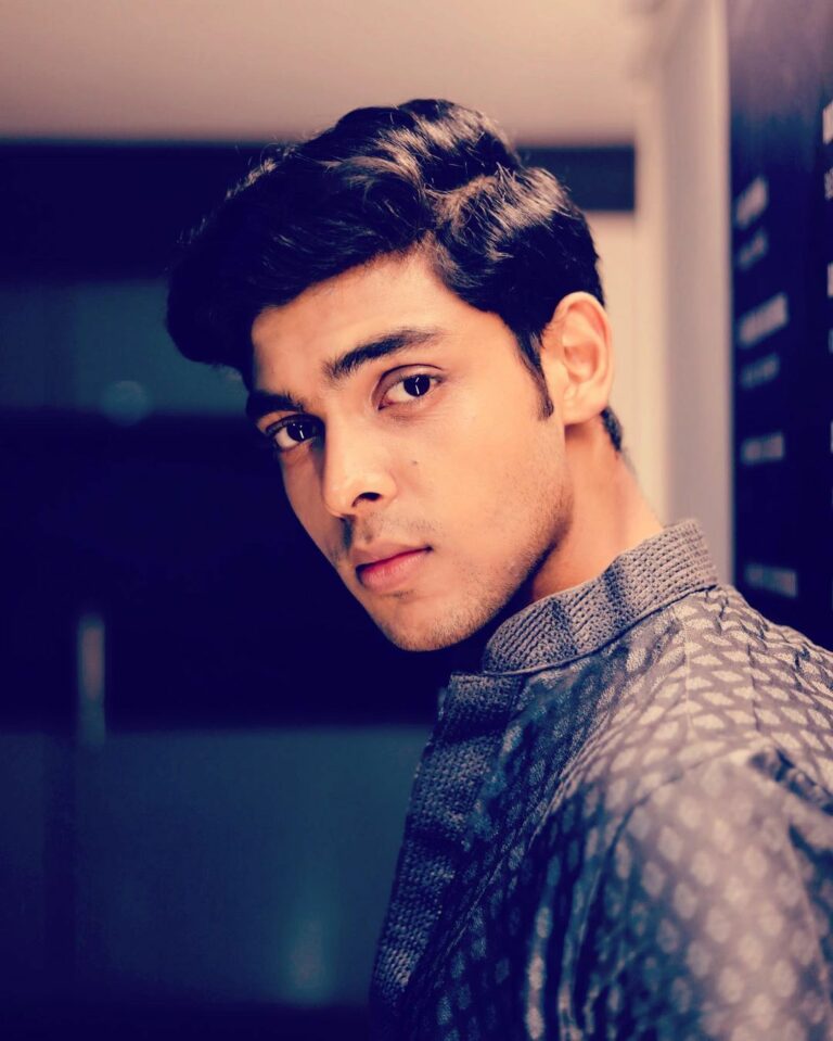 Ziddi Girls Actors, Cast & Crew » StarsUnfolded