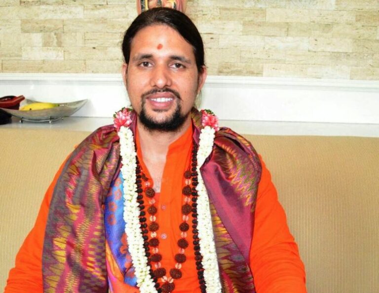 Pilot Baba Age, Death, Biography » StarsUnfolded