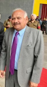 Brahm Mohindra Age, Height, Wife, Children, Family, Caste, Biography ...