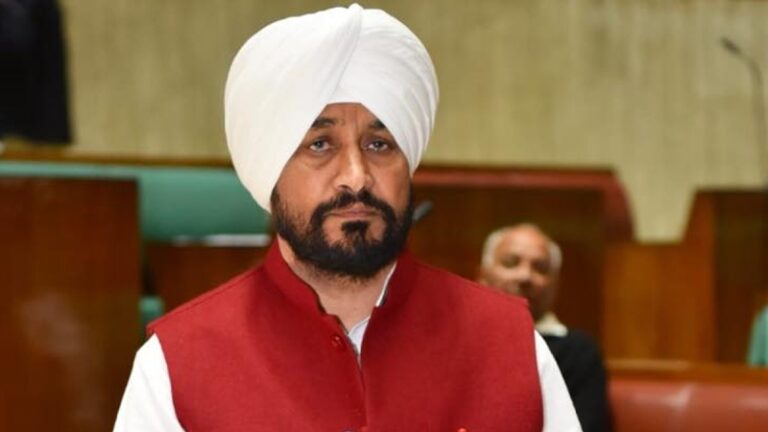 Charanjit Singh Channi Age, Caste, Wife, Children, Family, Biography ...