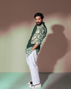 Harish Kalyan Height, Age, Girlfriend, Wife, Family, Biography & More ...