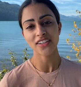 Geet Grewal Height, Age, Boyfriend, Husband, Family, Biography & More ...