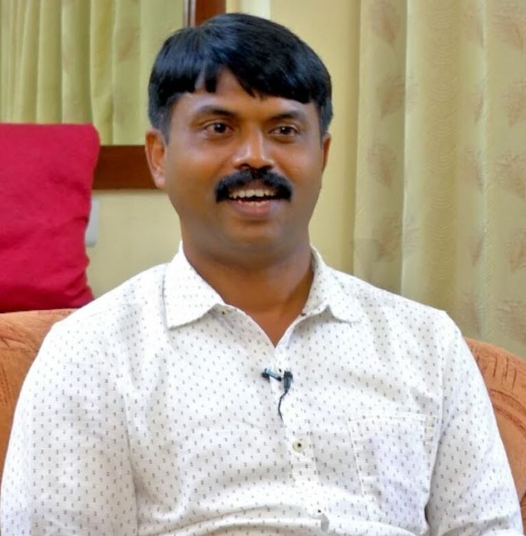 Sibi Thomas Height, Age, Wife, Children, Family, Biography & More ...