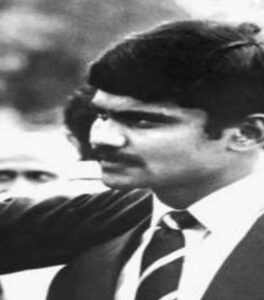 Sunil Valson Height, Age, Wife, Children, Family, Biography & More ...