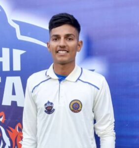 Yash Dhull Height, Age, Girlfriend, Family, Biography & More ...