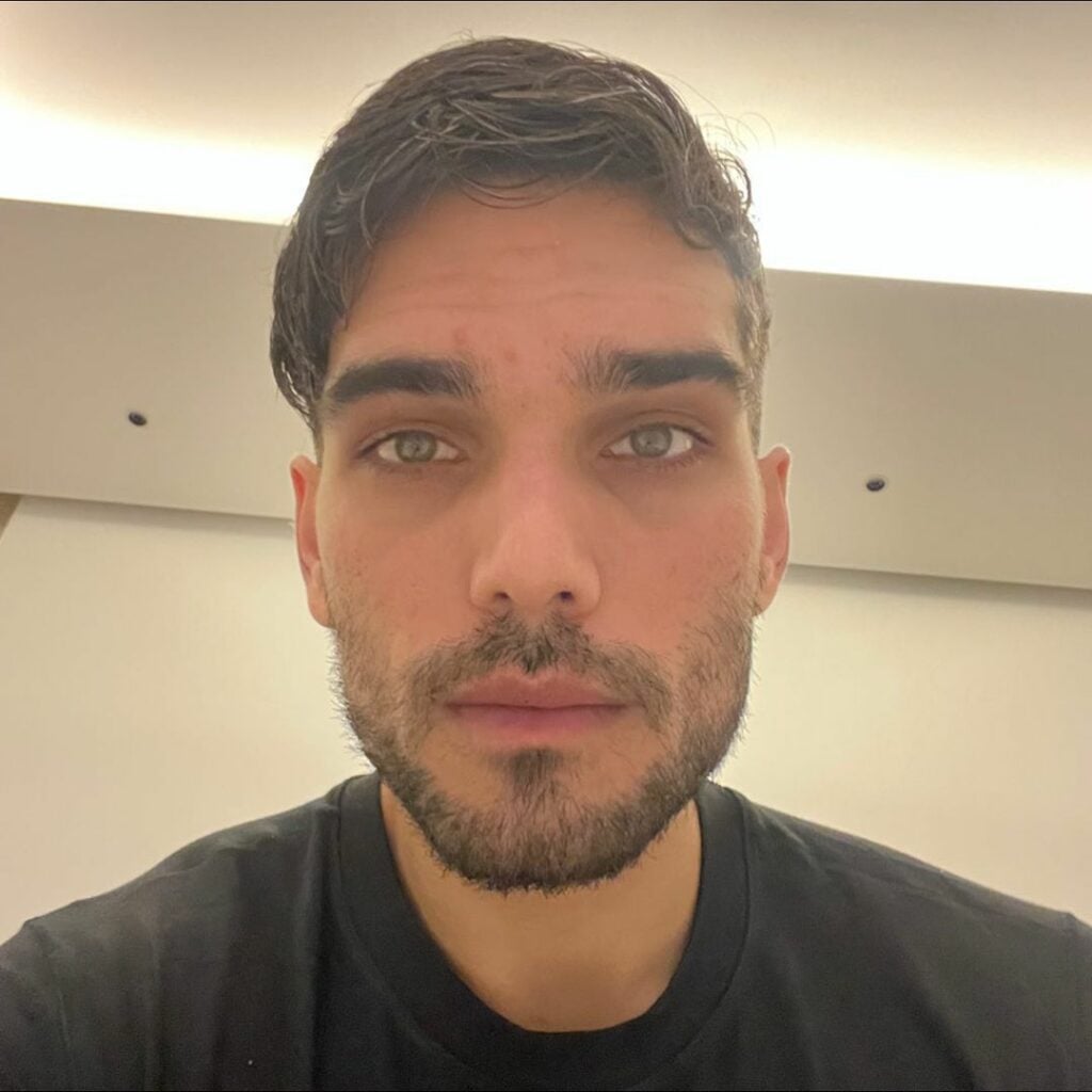 Bestseller (Amazon Prime) Cast, Real Name, Actors » StarsUnfolded