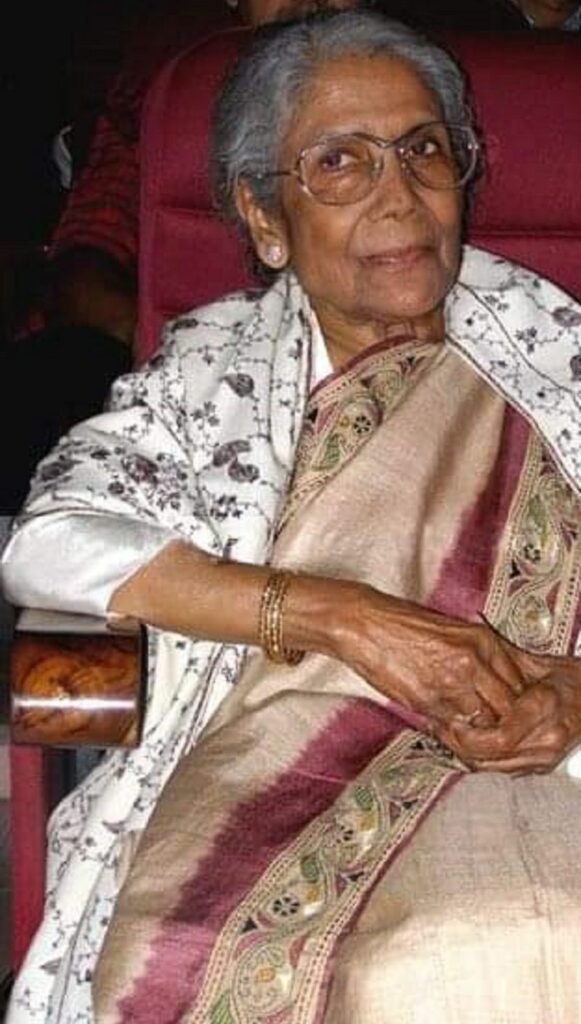 Sandhya Mukherjee Age, Husband, Children, Family, Biography & More ...