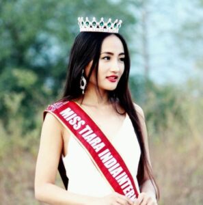 Chum Darang Height, Age, Boyfriend, Husband, Family, Biography ...