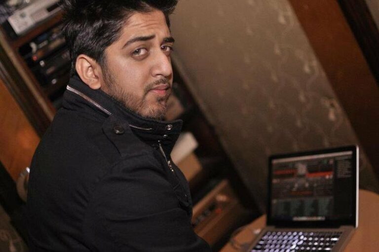 Talal Qureshi Height, Age, Girlfriend, Wife, Children, Family ...