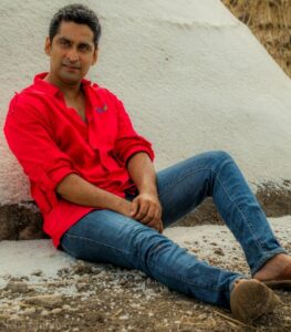 Chinmay Mandlekar Height, Age, Wife, Family, Biography & More ...